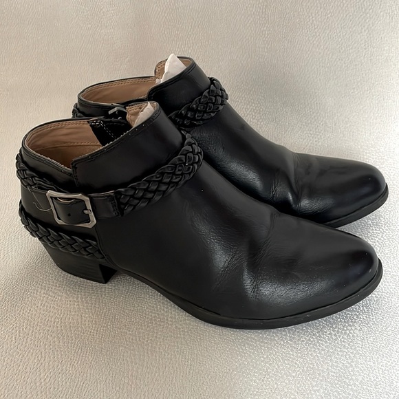 Life Stride | Shoes | Womens Velocity 2 Braided Booties | Poshmark